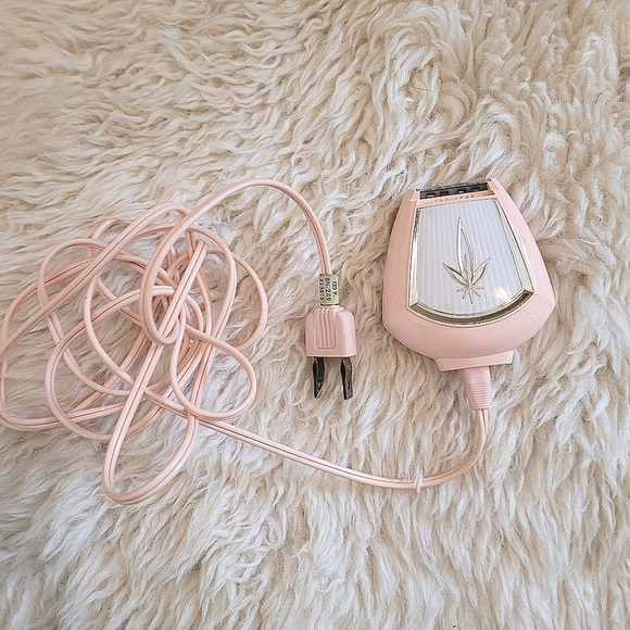 Lady sunbeam | Bath & Body | Vintage 96s Lady Sunbeam Electric Shaver ...